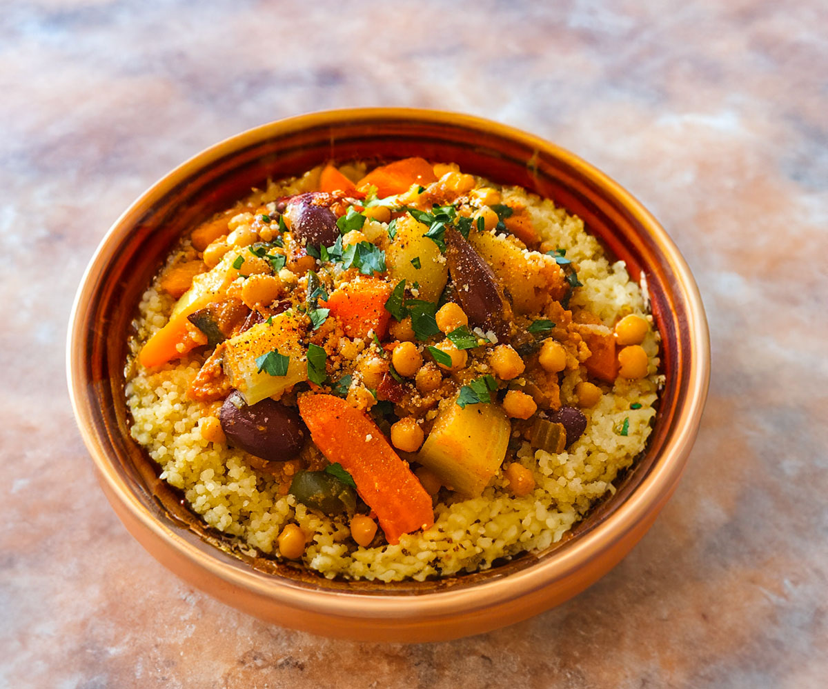 Couscous Marocain aux 7 Légumes : Un Festin de Saveurs – Recettes